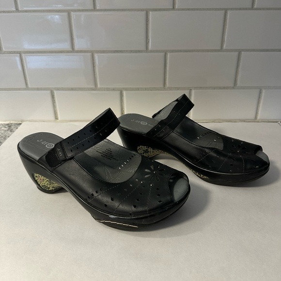 J-41 | Shoes | J4 Black Strapless Slip On Adventurer Mule 41 1 | Poshmark